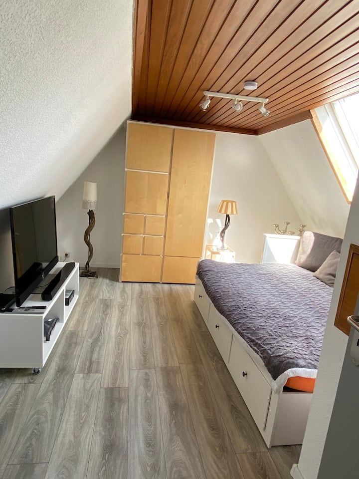 Gemütliche Wohnung, Ruhig Aber Zentral - Düsseldorf