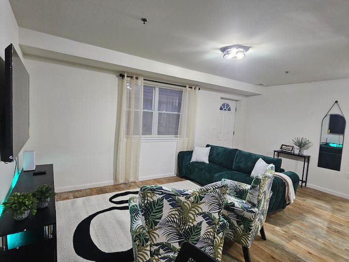 Newark 3br, Pvt Entrance, Parking, Laundry, Fios - Verona
