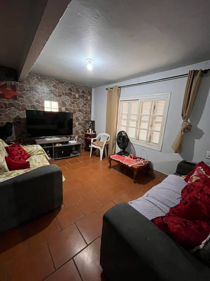 Casa No Centro.
Em Zona Residencial. - Tramandaí