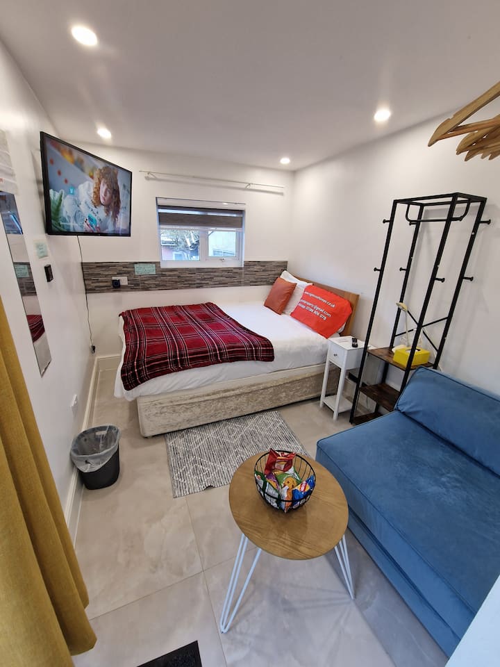 Nightrest Homes Studio Parking +5 Minutes Airport - Aéroport de Londres Luton (LTN)