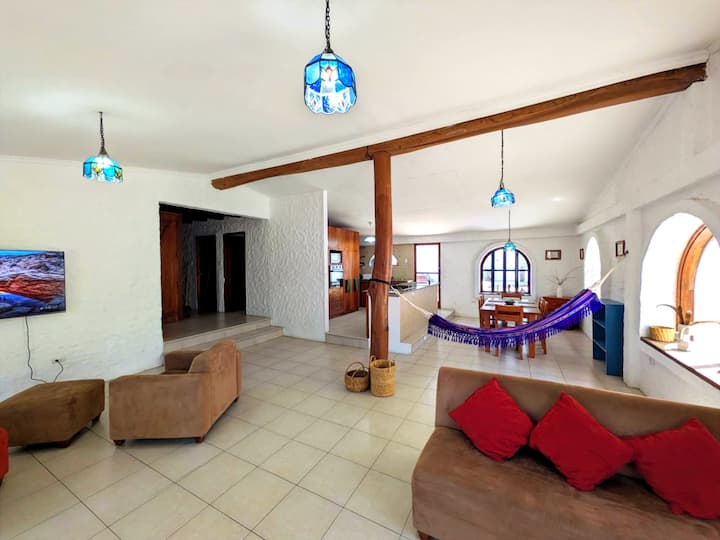 Samana Stay - Galápagos Islands