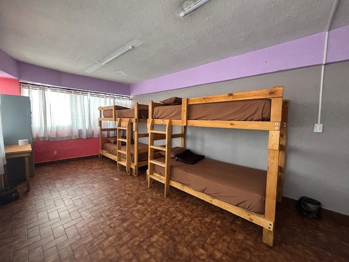 Bonito Hostal A 3 Minutos Del Aeropuerto - メキシコシティ