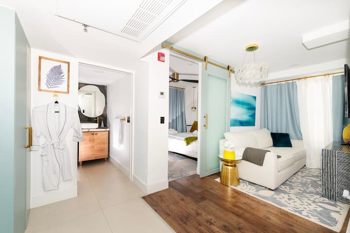Cozy One Bedroom South Beach Apartment - Miami Beach