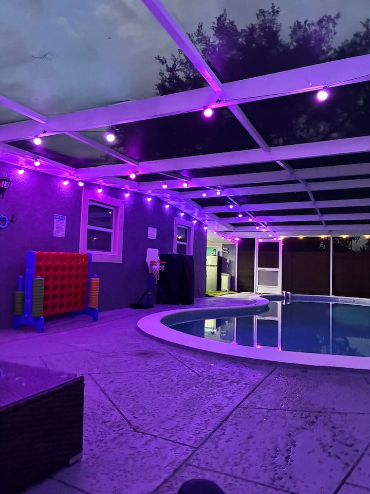 Apollo Beach House W/poolside Bar + Fun Amenities - Apollo Beach, FL