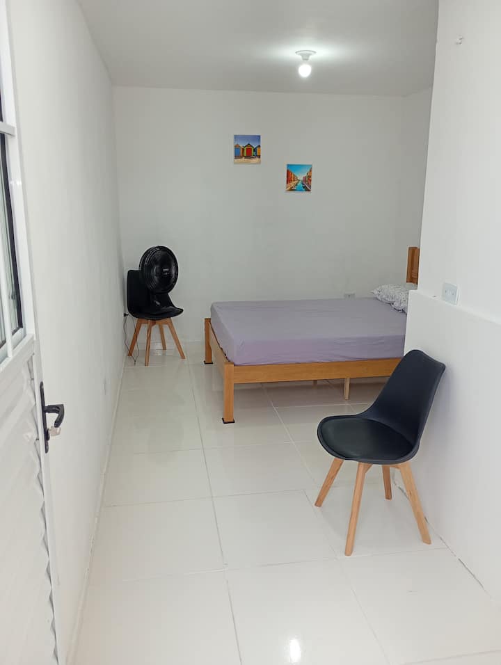 Suíte Simples Para 1 Casal - Ubatuba