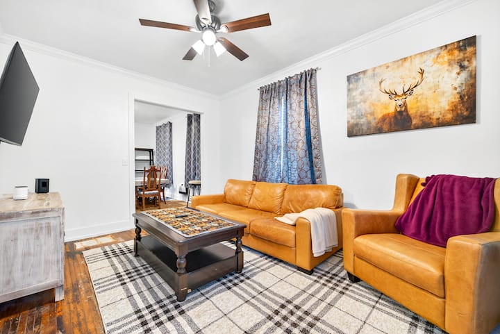 Newly Renovated 2br Home | Downtown Marlinton - Seneca State Forest, Dunmore