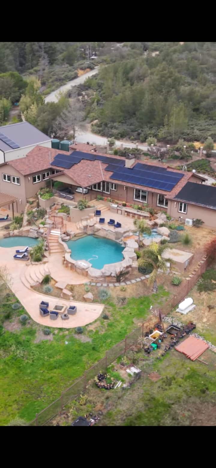 Ultimate Resort Retreat, Luxury Amenities, Butler - Morgan Hill