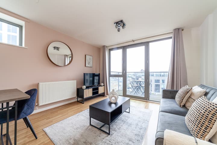 Modern 2‑bed Flat By London Stadium - Stratford