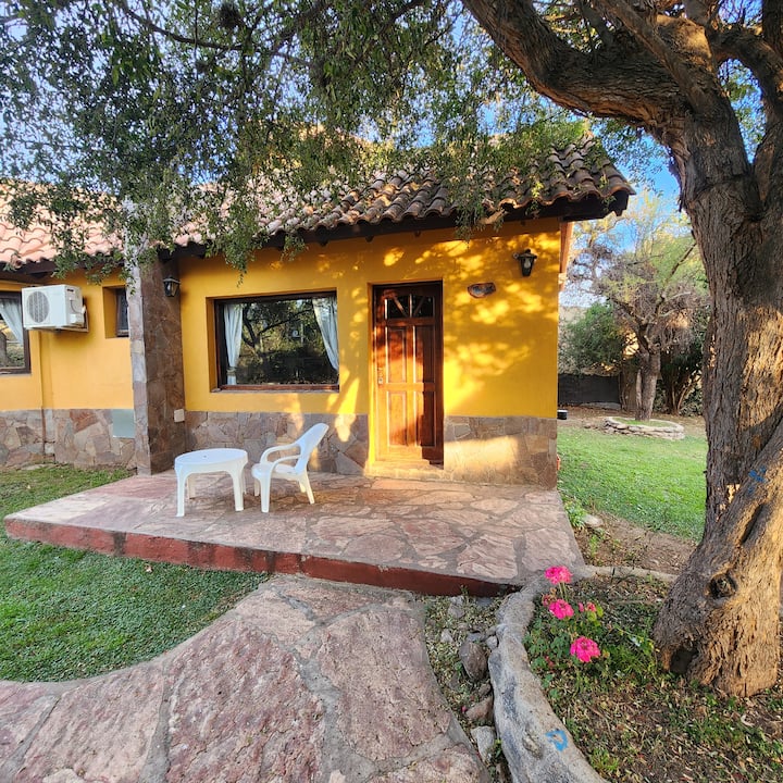 Cabaña 3 Personas. Pileta + Montaña - Merlo