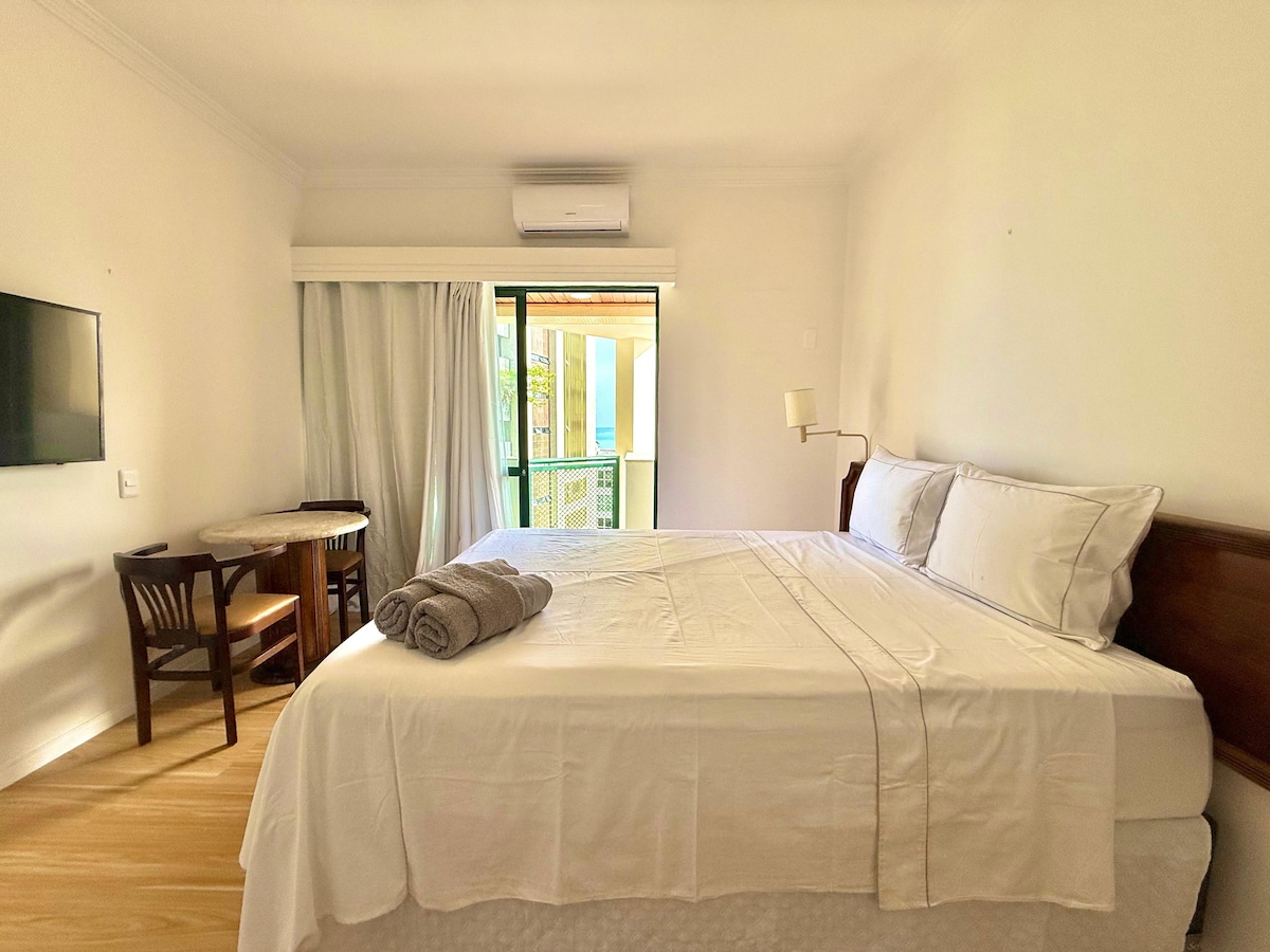 Wunderschönes, renoviertes Strandapartment mit Meerblick für 4 Personen ...