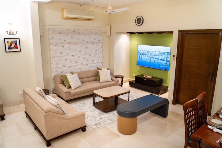 Luxury Home In Dha | 24x7 Generator With Acs - カラチ