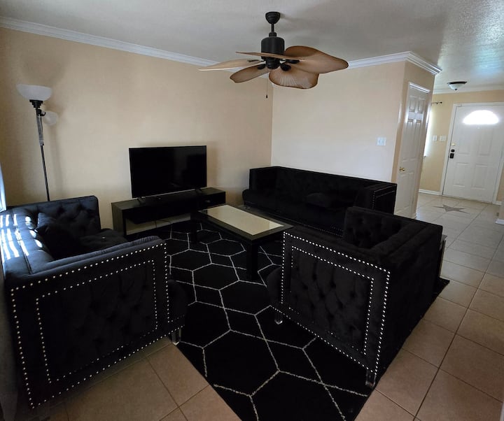 Family-friendly 3br Apartment Near Fort Cavazos - Killeen