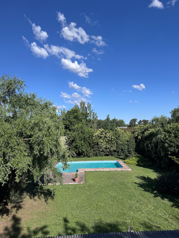 Quinta Con Amplio Parque Y Parrilla. - Mercedes