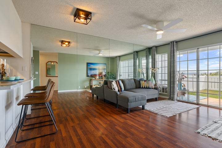 Condo On The Cliff - Mililani, HI