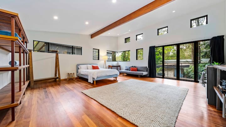 Beautiful High-set Studio Close To Beach - Ocean Shores