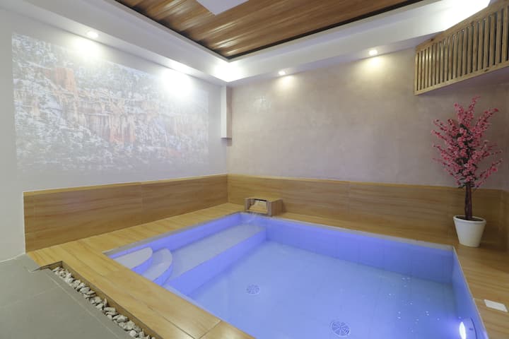 Casa Ina Main - Private Home W/ Indoor Pool - Antipolo