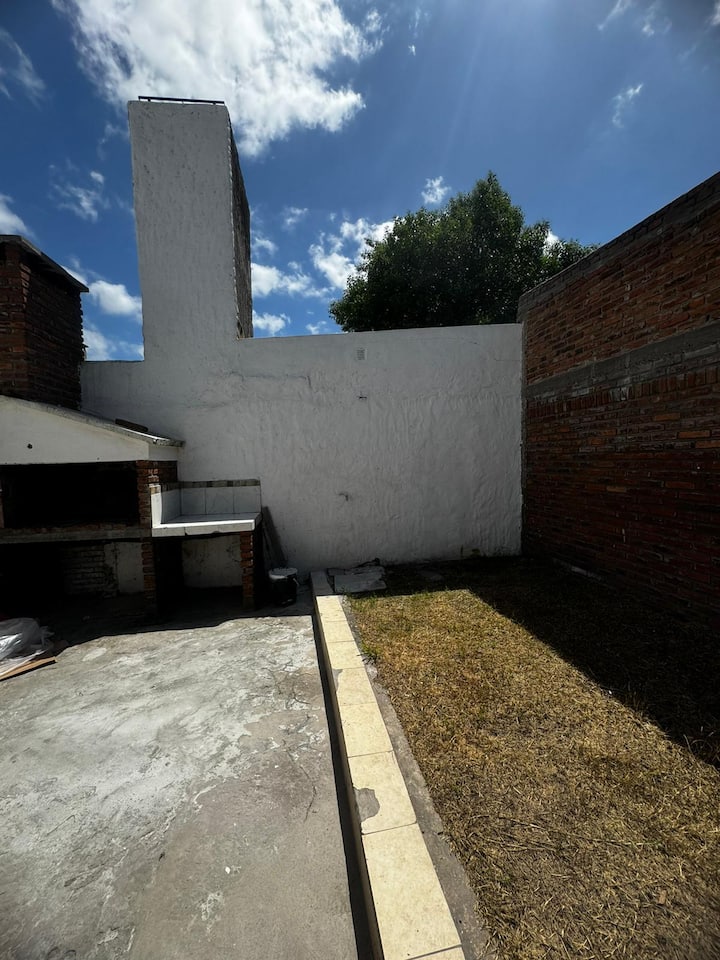 Casa Familiar Amplia - Colón