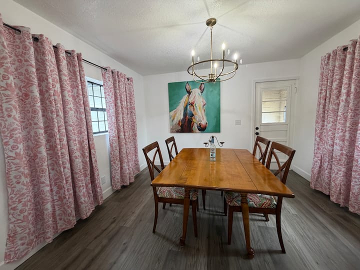 2 Bdrm Cottage In Charming Bartow - Lake Garfield, FL