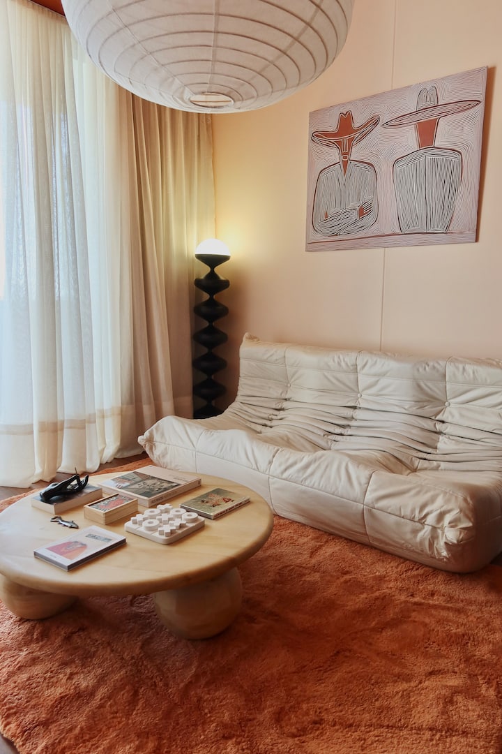 Luxury 1br Apartment In The Heart Of Broadbeach - Gold Coast