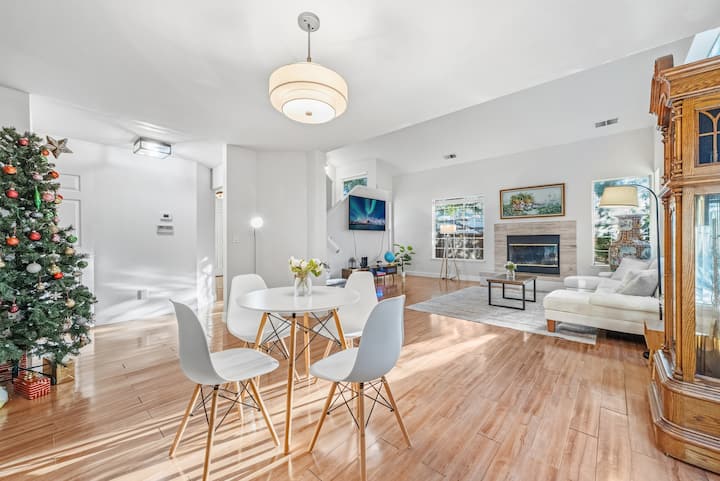 Modern 4br Retreat W/ Outdoor Hot Tub · A/c - El Cerrito, CA