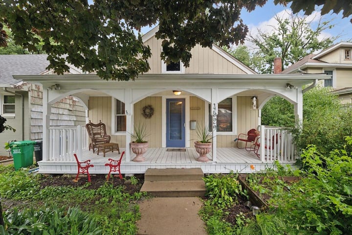 Elegant Linden Hills Home | Family-friendly - Minneapolis