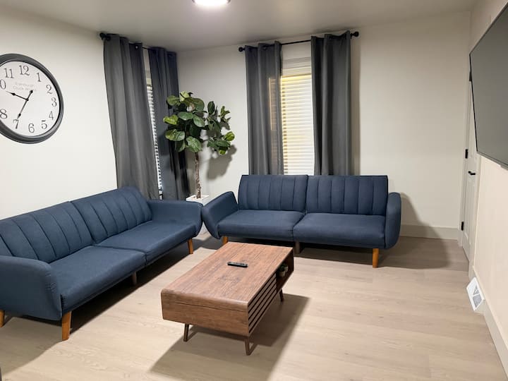 Home 5 Min To Downtown - Malden, MA