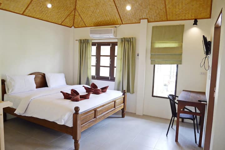 Bamboo Roof Bungalow Near Beach In Lamai - Ko Samui