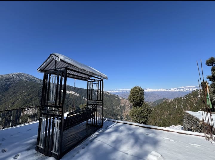 Khajjiar Homestay | Mountain View Retreat, Offbeat - Chamba