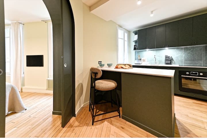 Elégant Pied-à-terre Au Coeur Du 7ème Arrondissemt - Paris
