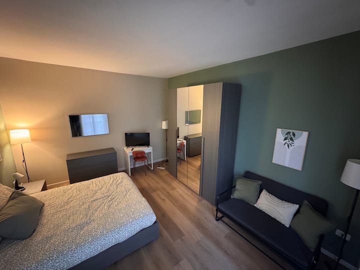 Appartamento Elegante Per 6 Con Parcheggio - Novara