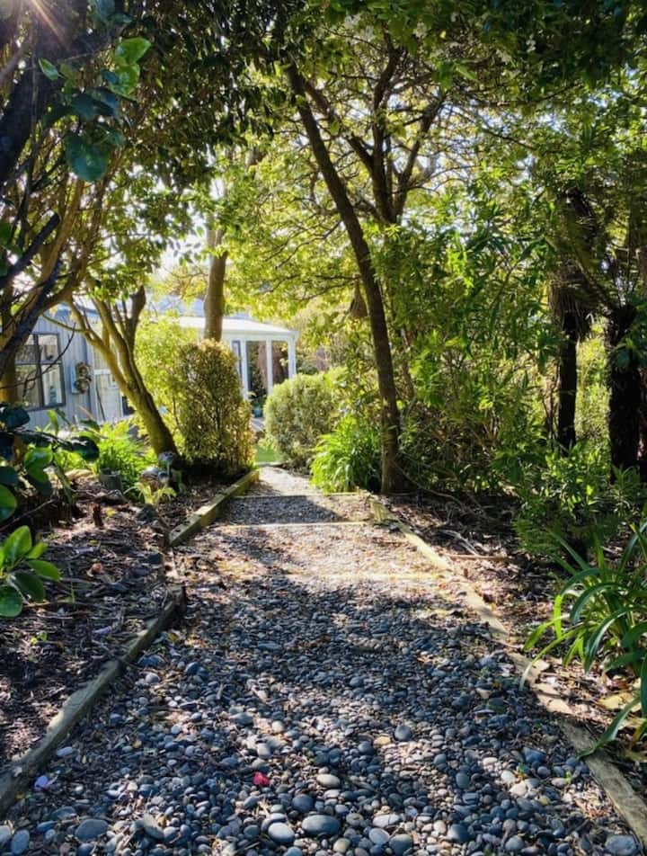 The Beach House Gem - Riverton/Aparima
