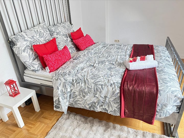 Sunlight Home Stay – Central & Comfortable - Köln