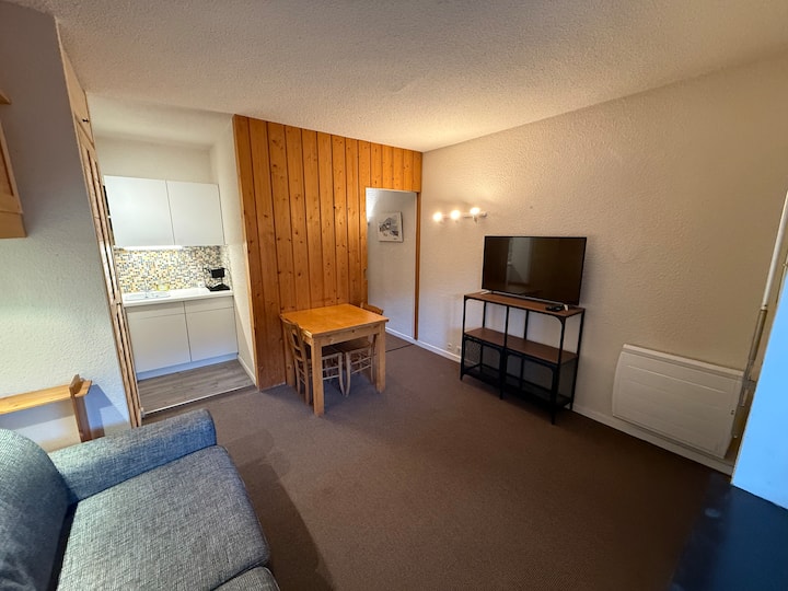 Appartement Central, Ensoleillé, Vue Dégagée - Lac de Tavaneuse