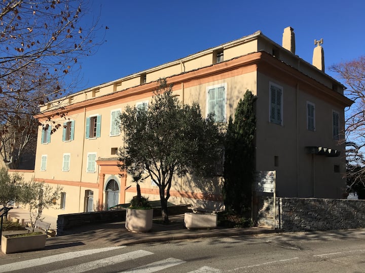 Vaste Demeure Avec Vue Sur Le Golfe De St Florent - Bastia