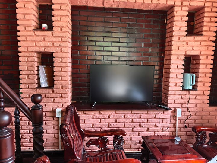 House 2 Bedrooms With Swimming Pool In City Center - Phú Quốc