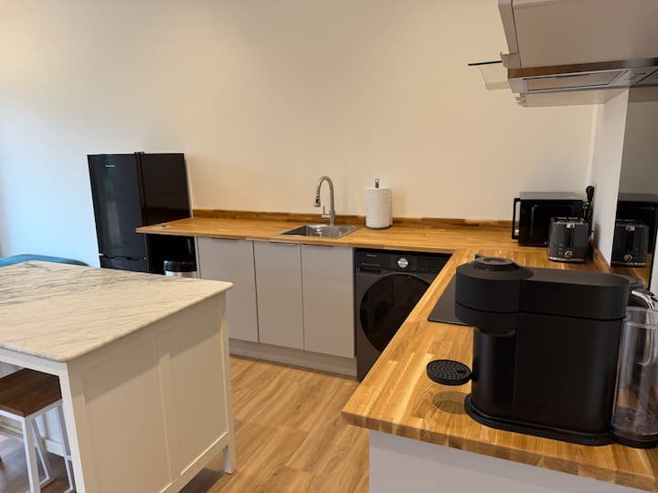 Modern One Bed Barn Near Stansted - London Stansted Airport (STN)
