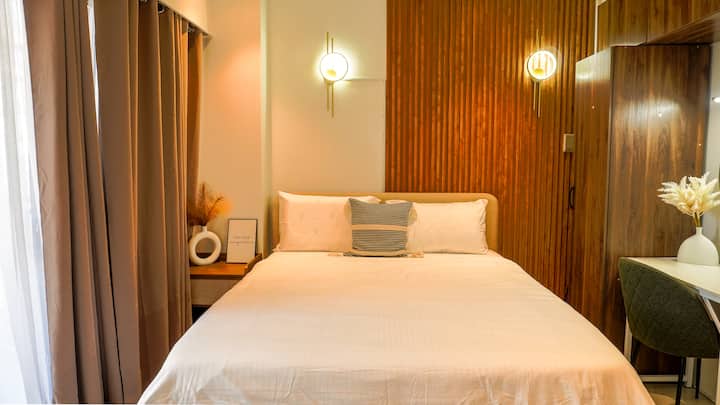 Luxury Oceanview Studio | Tambuli Seaside Living - Lapu-Lapu City