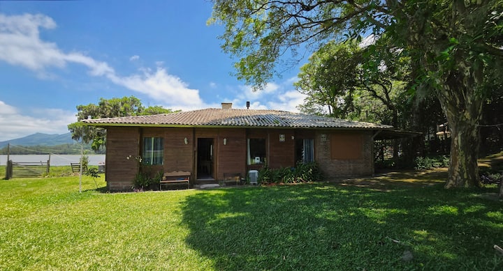 Casa Na Beira Da Lagoa Da Pinguela - Maquiné