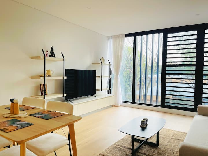 Macquarie Park 2br-executive Urban Retreat - Gordon