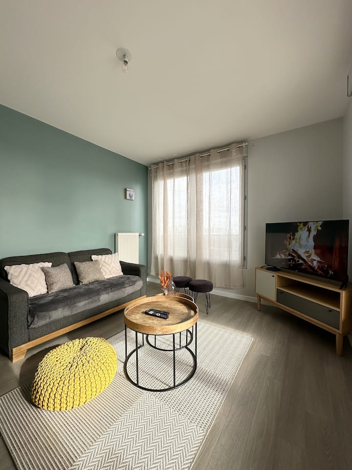 Le Break Time – Cosy T2 /À 2 Min à Pied De La Gare - Grigny