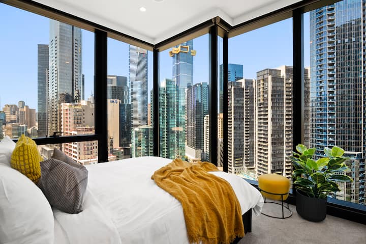 Luxury Haven With Panoramic Views - Flinders Street Railway Station - Melbourne