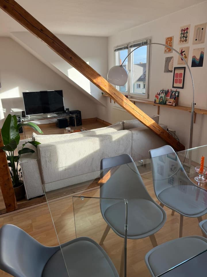 Central Flat @ Rhine Dome View |Bright | Terrace 6 - Keulen