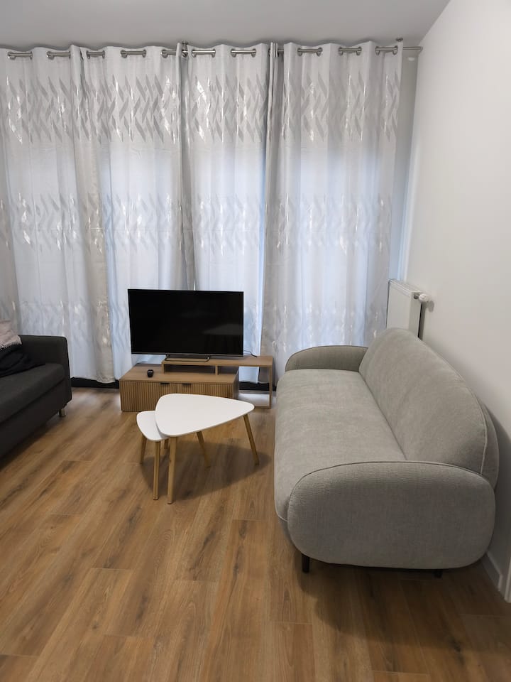 Appart T2 Spacieux Et Meublé Proche La Défense - Nanterre