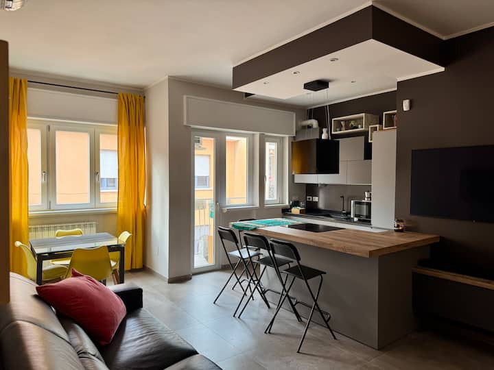 Isola North 52 | Design Apartment Con Balcone - Mailand