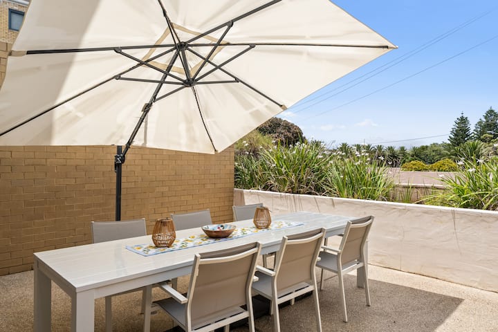 Steps To Beach: Renovated Coastal Studio - The Entrance