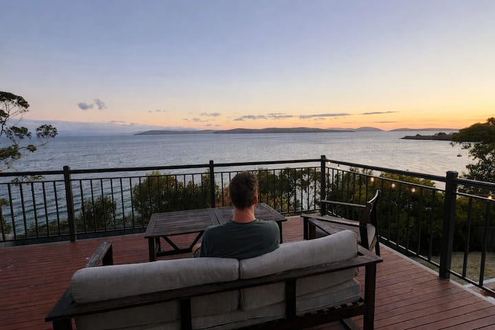 Aurora Beach House - Primrose Sands