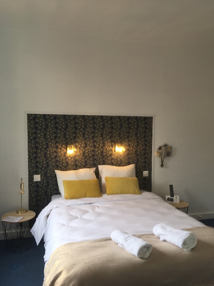 Chambre N°8 : La Plume Bleue - Paray-le-Monial