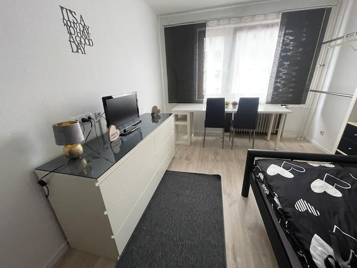 Langfristig Zu Vermieten:möbliertes In Heidelberg - Heidelberg