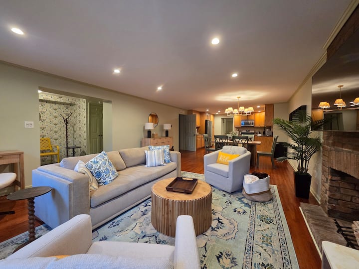 Van Vorst Park Retreat - Jersey City, NJ