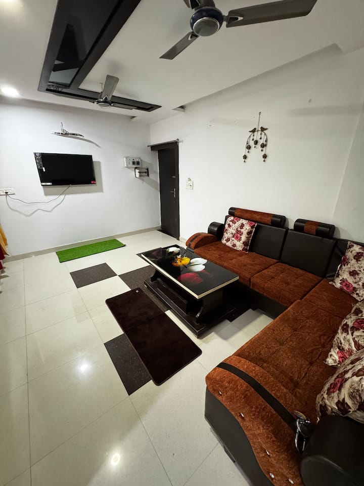Serenity Stay 2bhk - Gwalior
